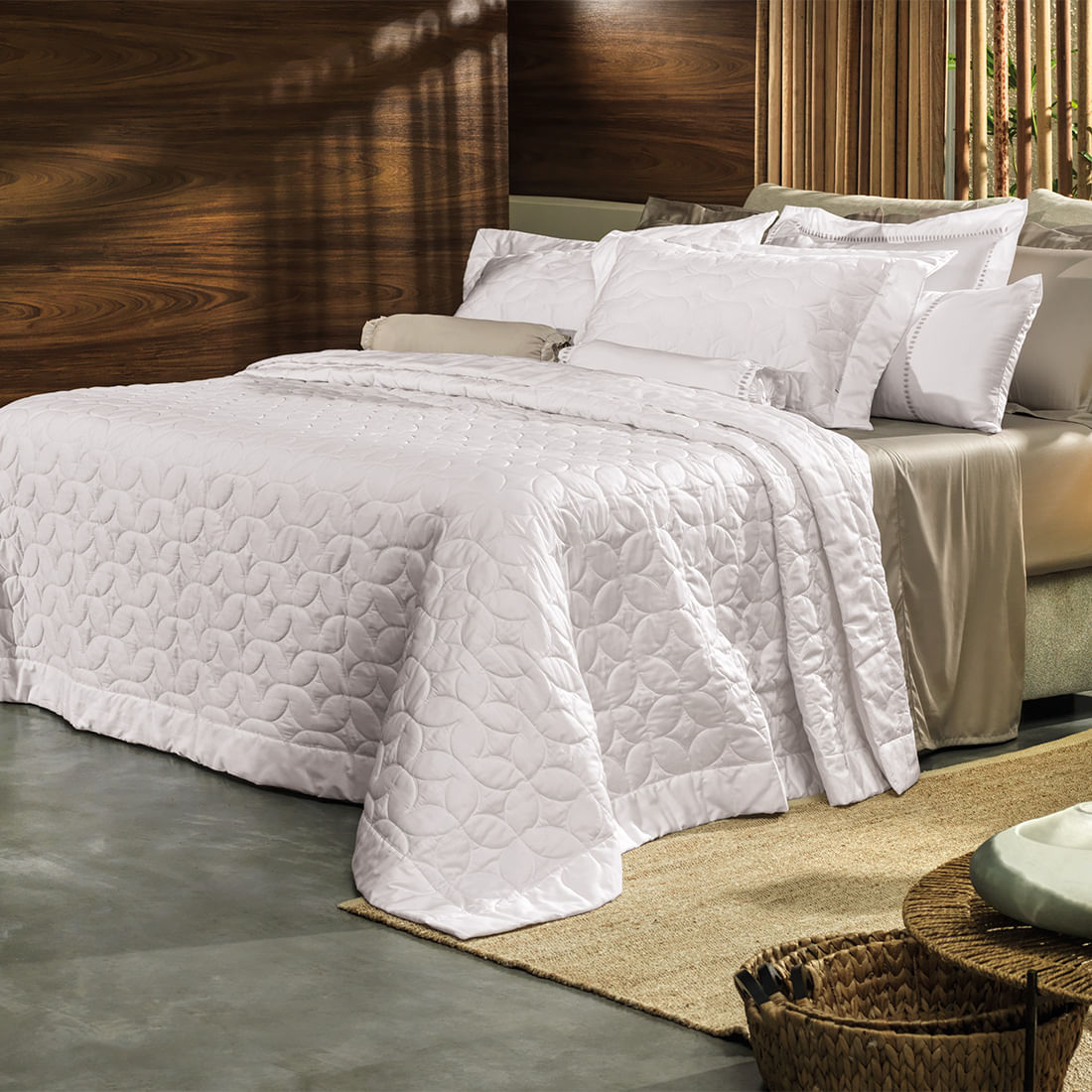 Jogo de Colcha Queen Altenburg Cetim 300 Fios Heritage Branco